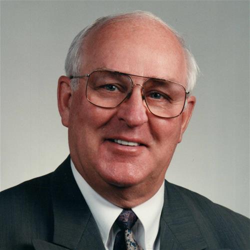 Dwight Kuster, Sr. - Memorial - Cedar Memorial